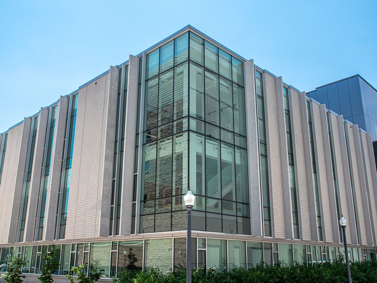 Central Precast | Mitchell Hall – Queen’s University